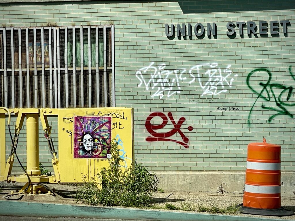 Dean Russo graffiti • The Showbear Family Circus